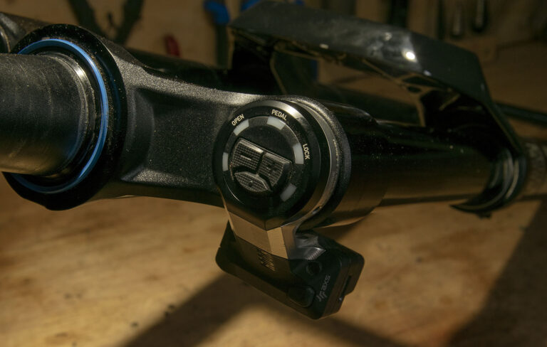 RockShox Flight Attendant | Blister