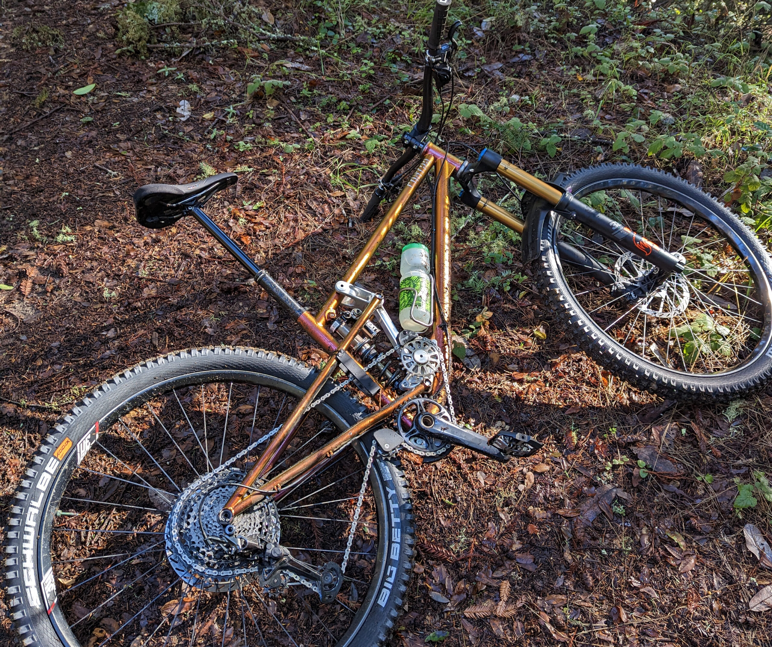 Flash Review — Contra MC | Blister