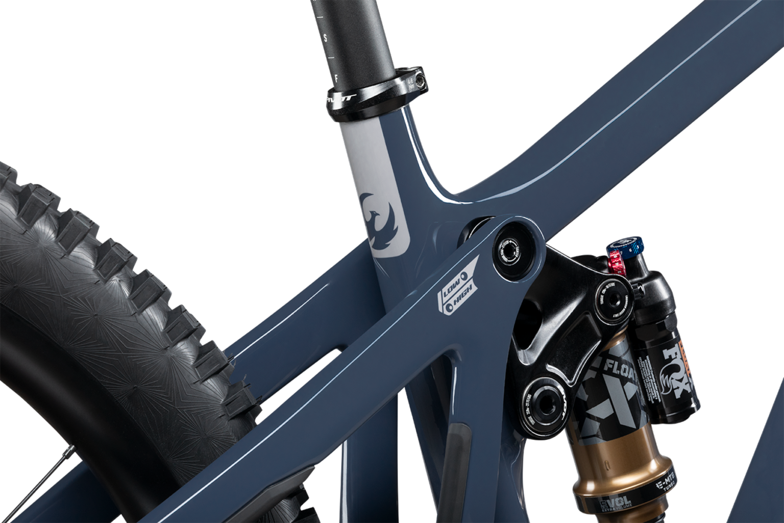 2025 Pivot Shuttle LT | Blister