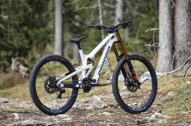 Propain Rage 3 R CF | Blister