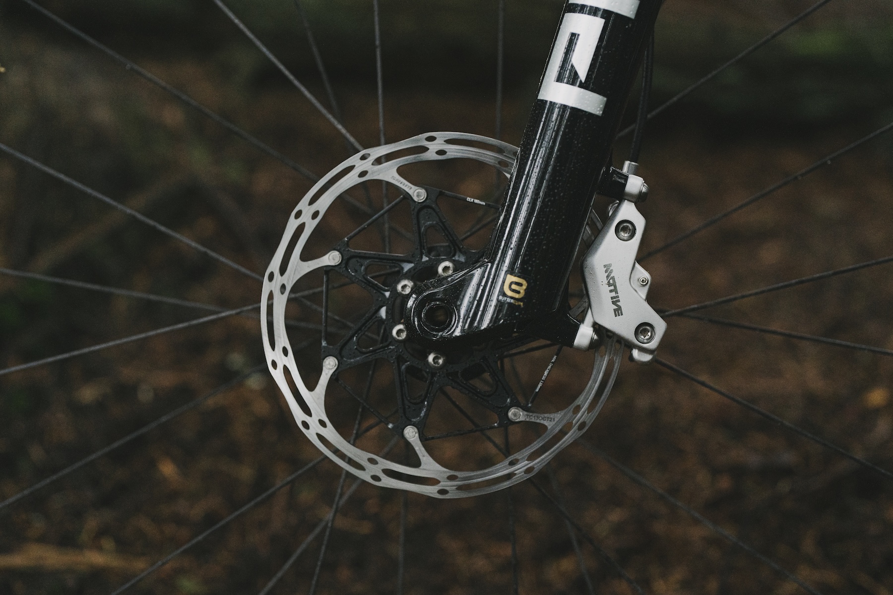 SRAM Motive, Maven Base, DB6, and DB4 Brakes | Blister